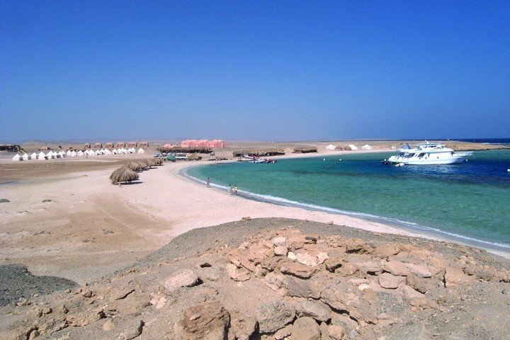 Duikvakantie Red Sea Diving Safari - Marsa Nakari Village - Dive and Travel